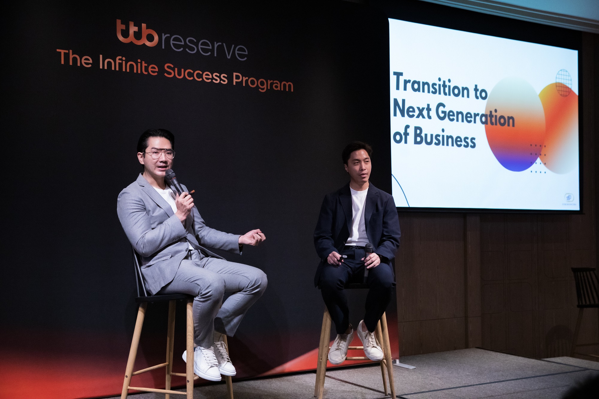 ทีเอ็มบีธนชาต จัดโปรแกรมพิเศษ “The Infinite Success Program 2022” เสริมเขี้ยวเล็บผู้บริหารและ ...